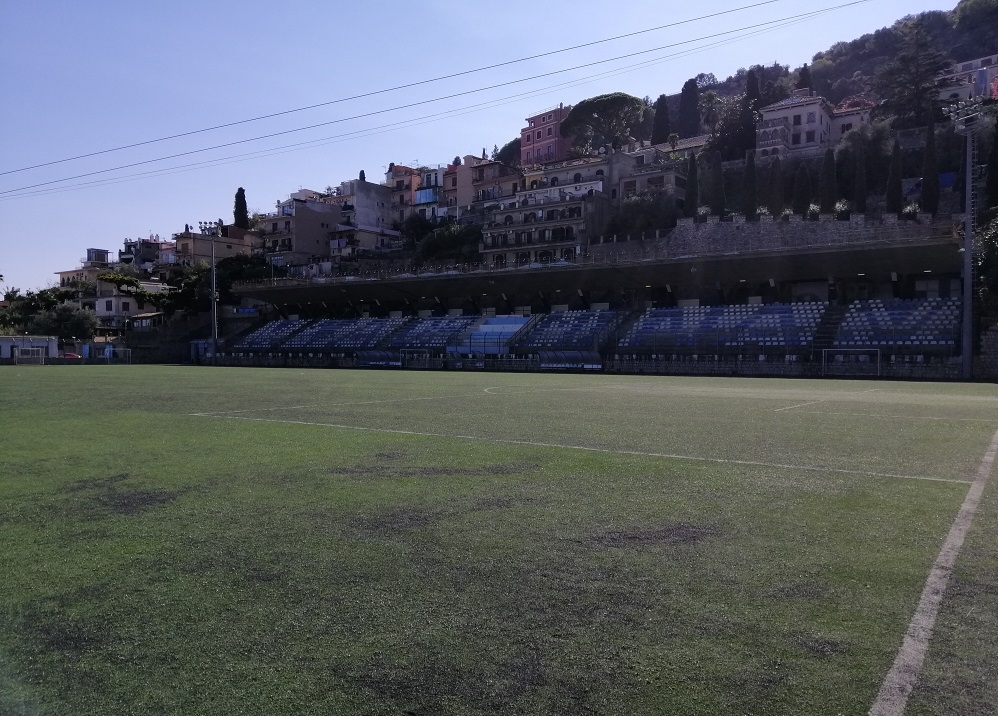 CALCIO TAORMINA - "Stadio Bacigalupo". La società chiama i politici ...