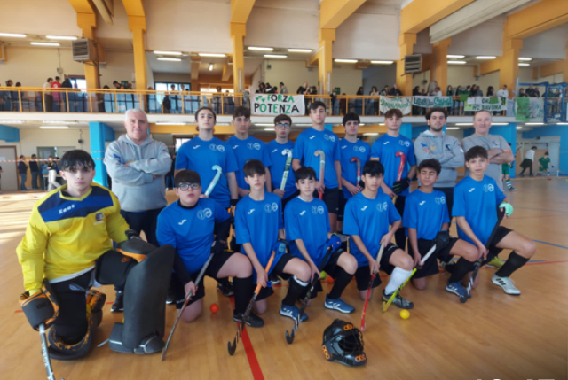HOCKEY INDOOR - La SSD UniMe, quinto posto alla Finale Nazionale del Campionato Italiano U16 ...